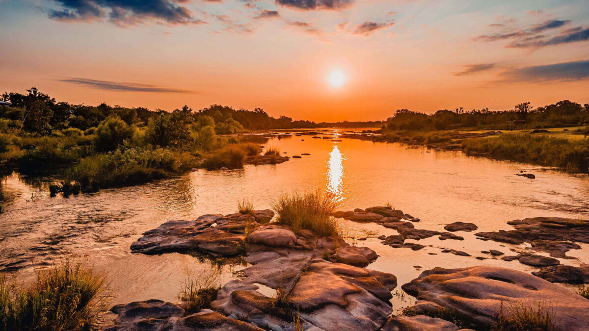 Castell Cabins – Cabin Rentals on the Llano River