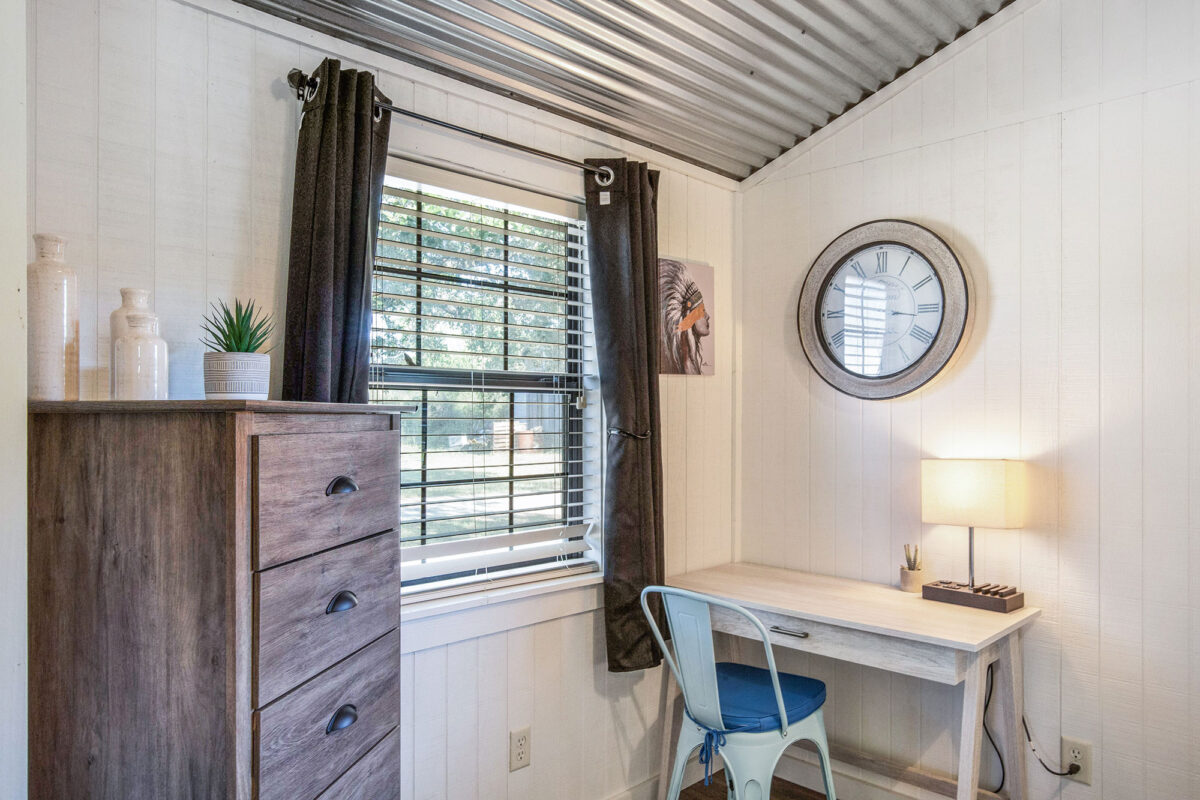 Book Cabin Rentals – Castell Cabins on the Llano River